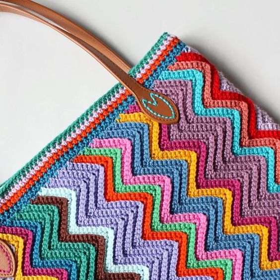Zigzag Bag Free Crochet Pattern: A Step-by-Step Guide to Crafting a Stylish Accessory