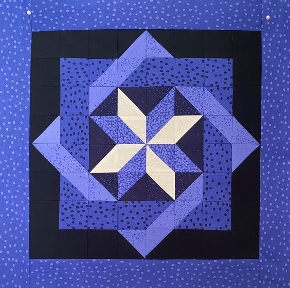 Labyrinth Quilt Block - Free Pattern
