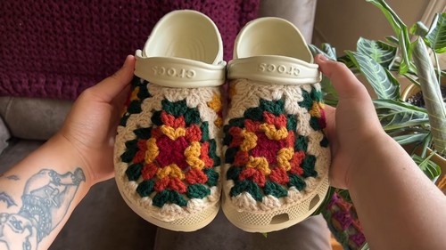 Crochet Granny Square Croc Cover: Stylish DIY Footwear Makeover