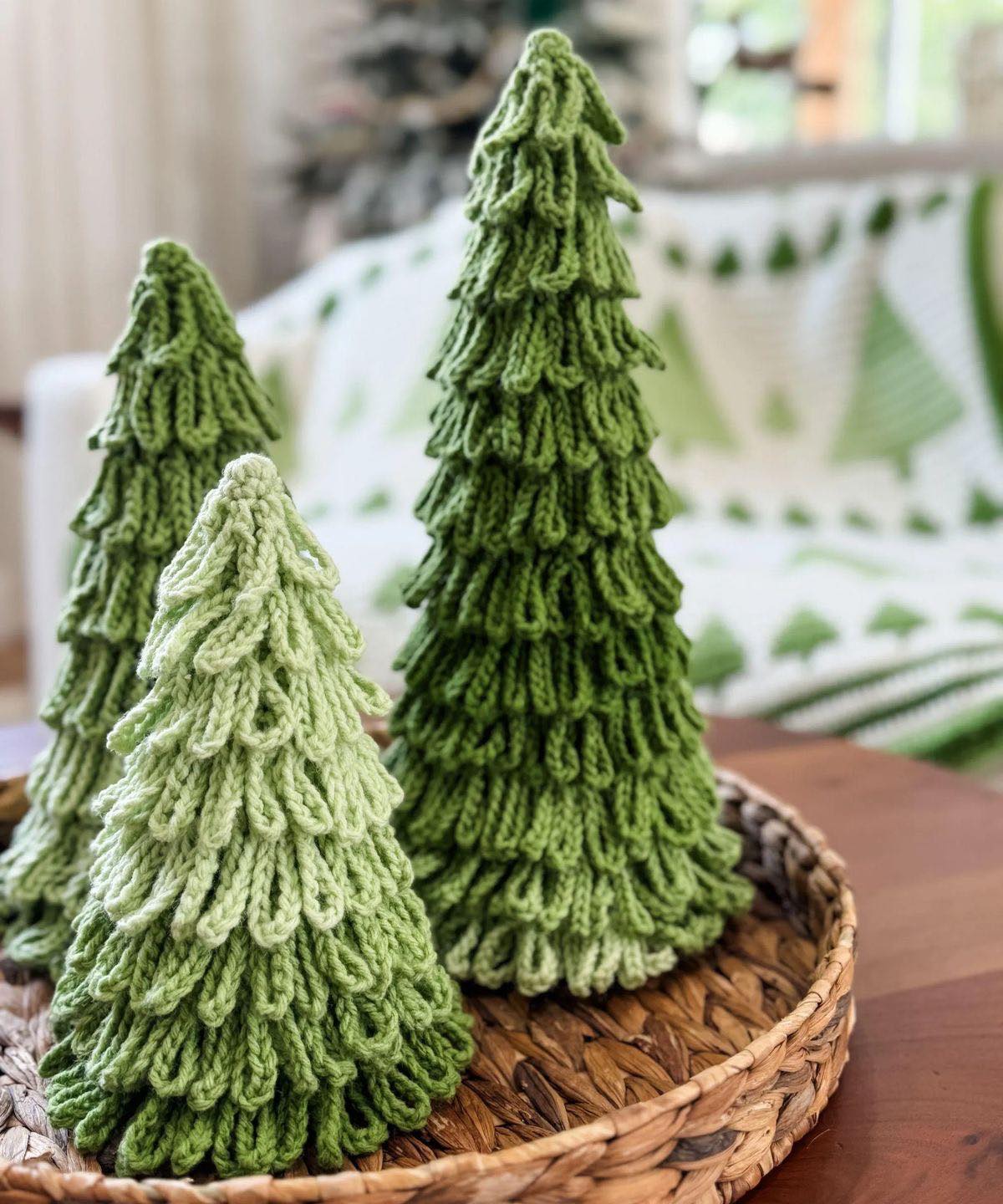Ombre Loopy Trees - Crochet Pattern