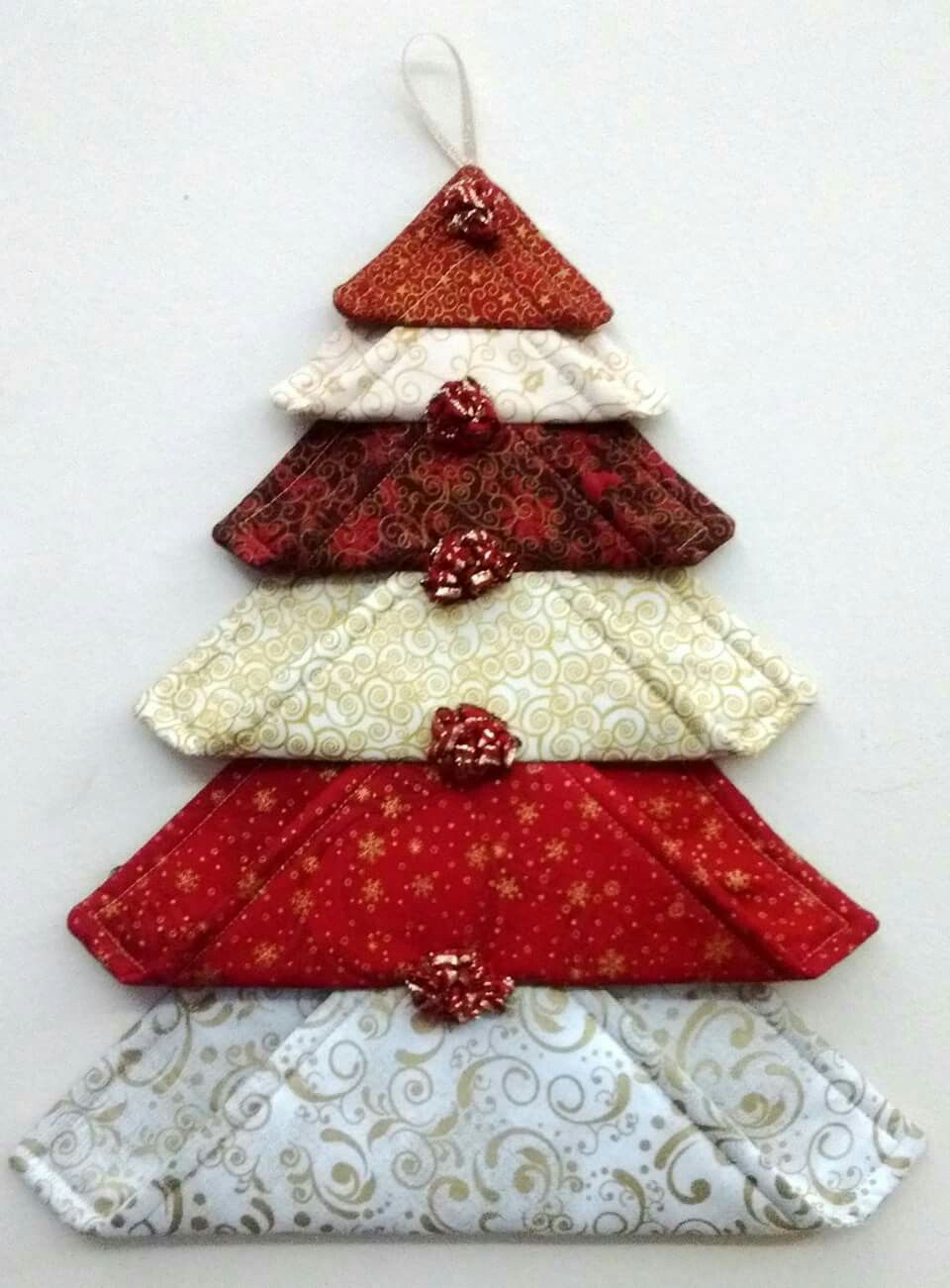 Folded Fabric Christmas Tree Decoration - Quilt Pattern